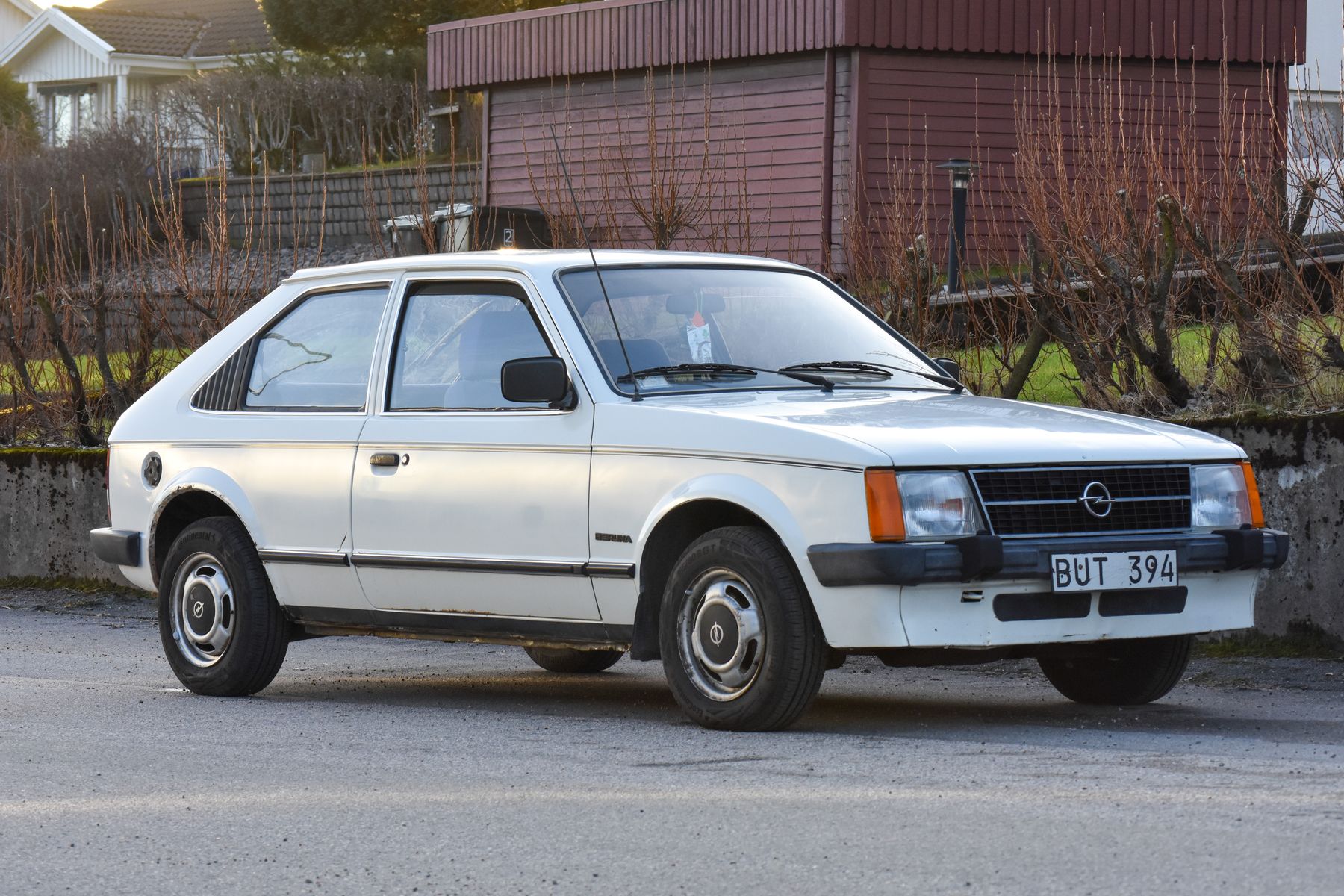 Opel Kadett GLS Berlina 1.3 — 1984 på Bilweb Auctions