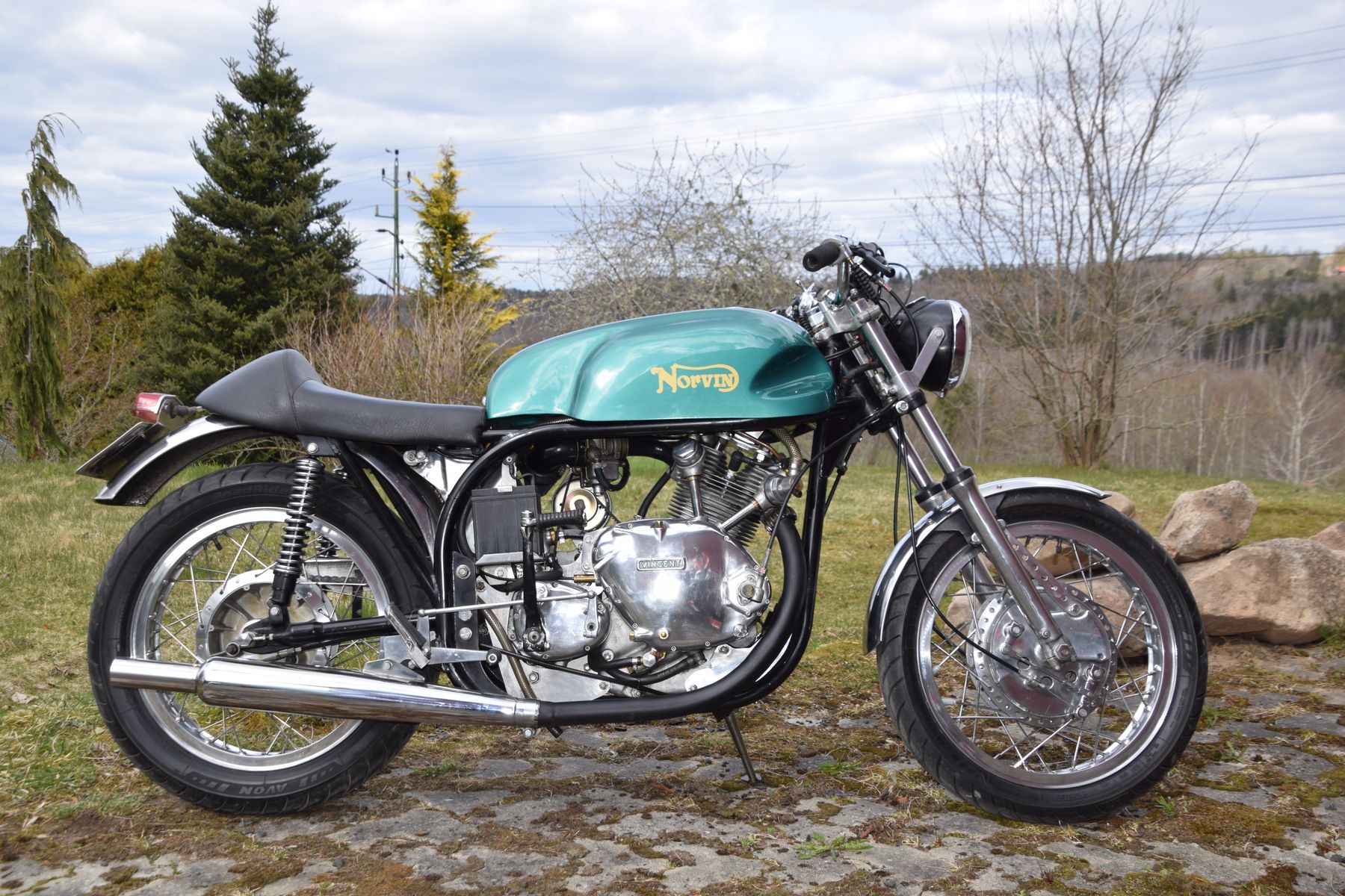 Norton Dominator 88 / Vincent 500 cc Vincent 500cc — 1955 on Bilweb ...