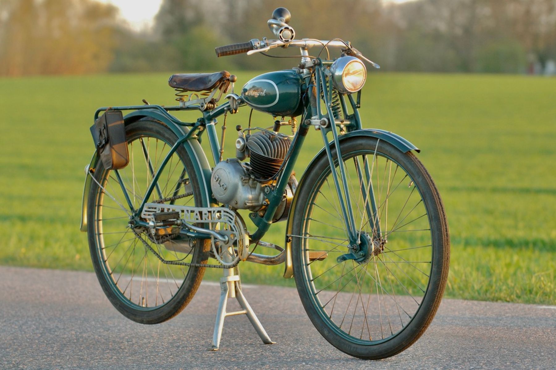 Monark Modell 45 98cc — 1939 on Bilweb Auctions