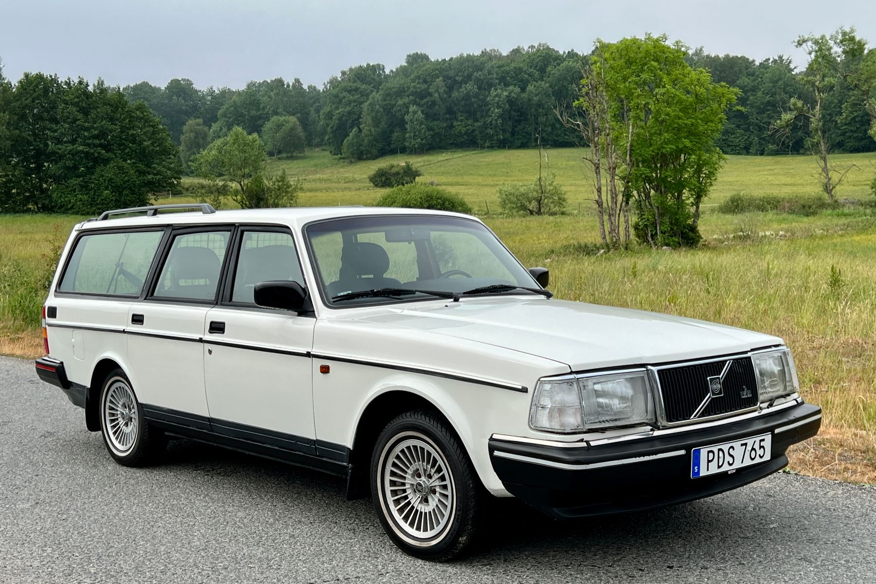 Volvo 245 GL B23 — 1993 on Bilweb Auctions