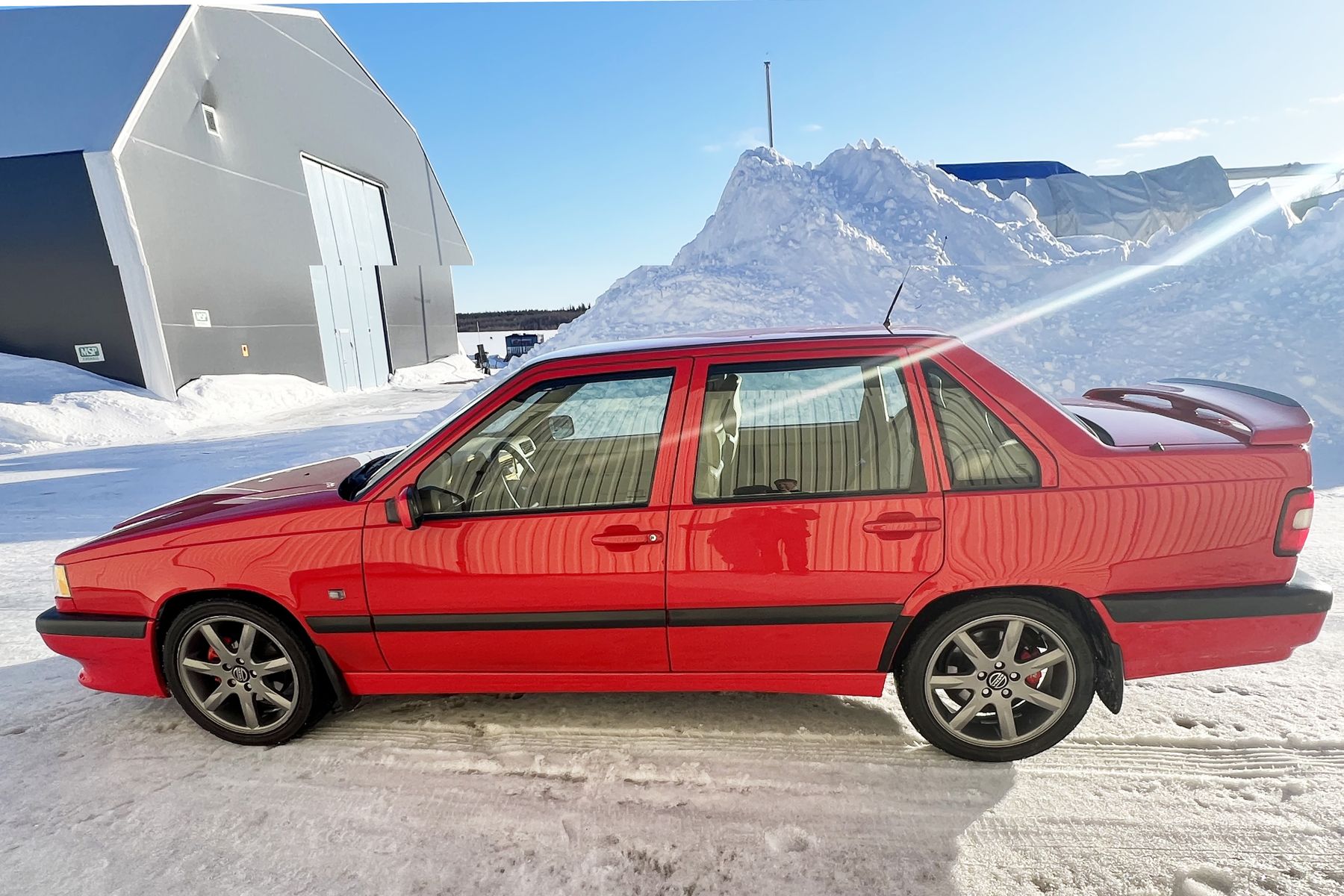 Volvo 850 R "T-Röd" — 1997 on Bilweb Auctions
