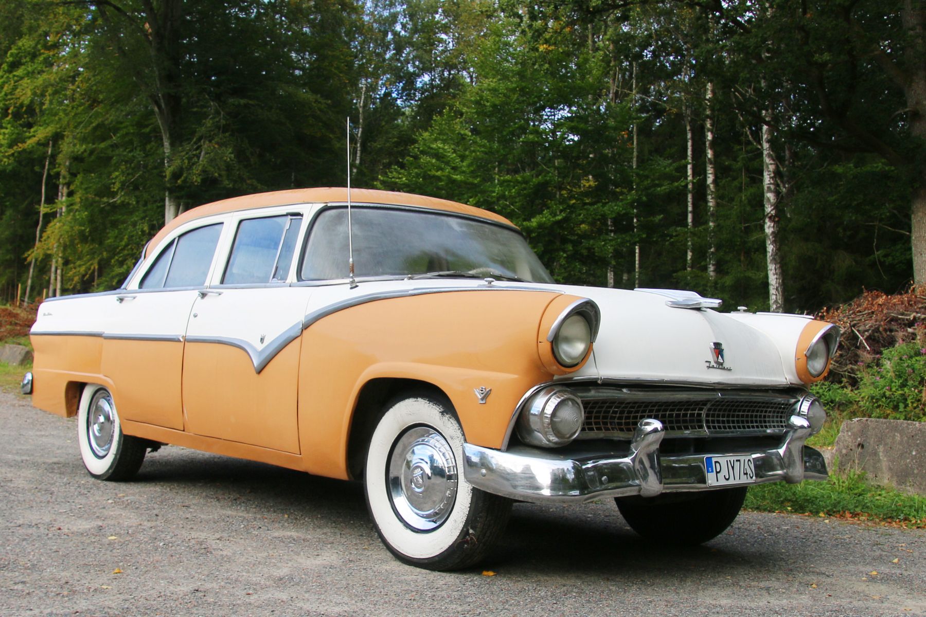Ford Ford Fairlane Town Sedan 4.5 V8 — 1955 på Bilweb Auctions
