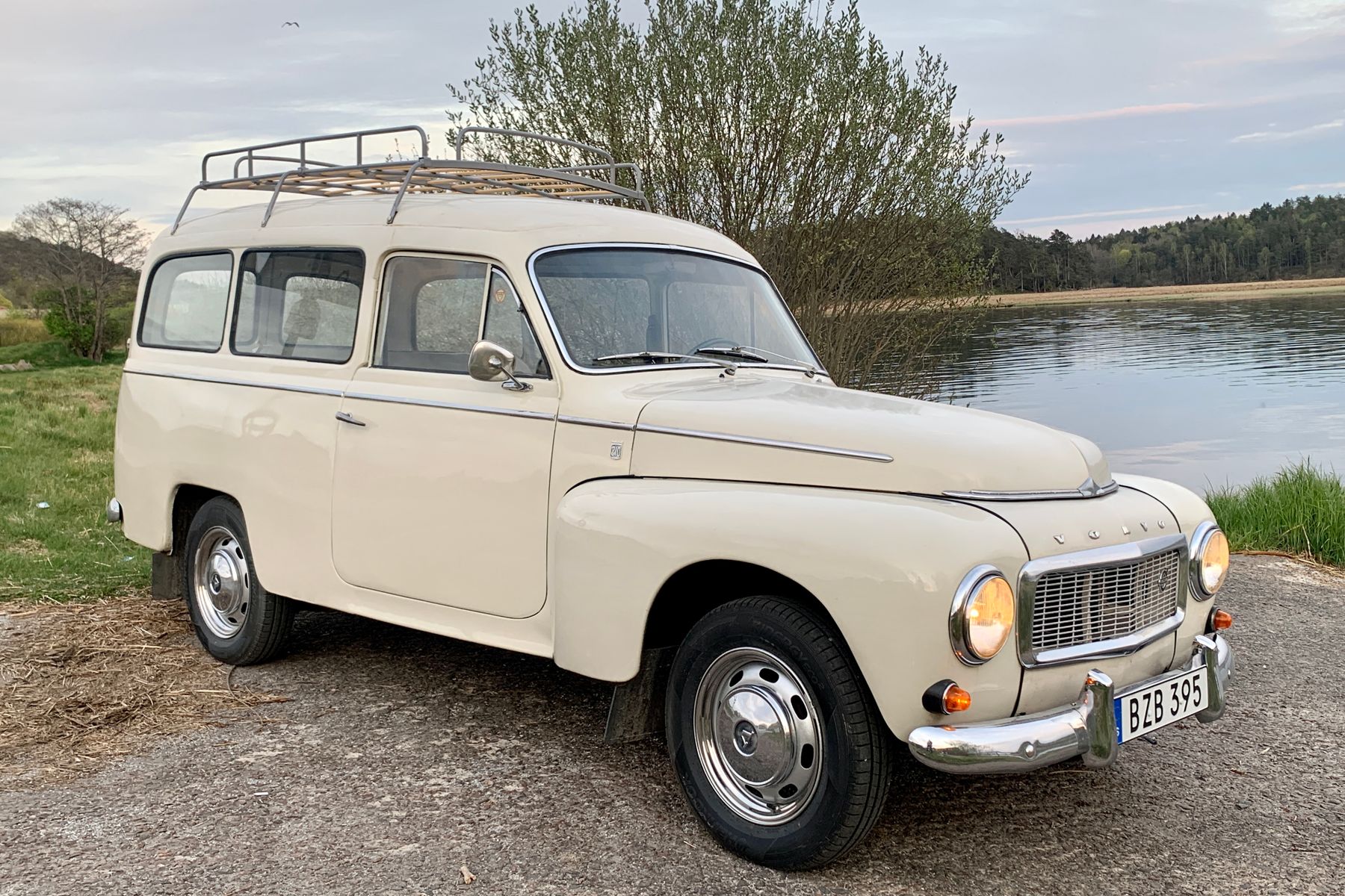 Volvo P210 Duett B18 — 1966 på Bilweb Auctions