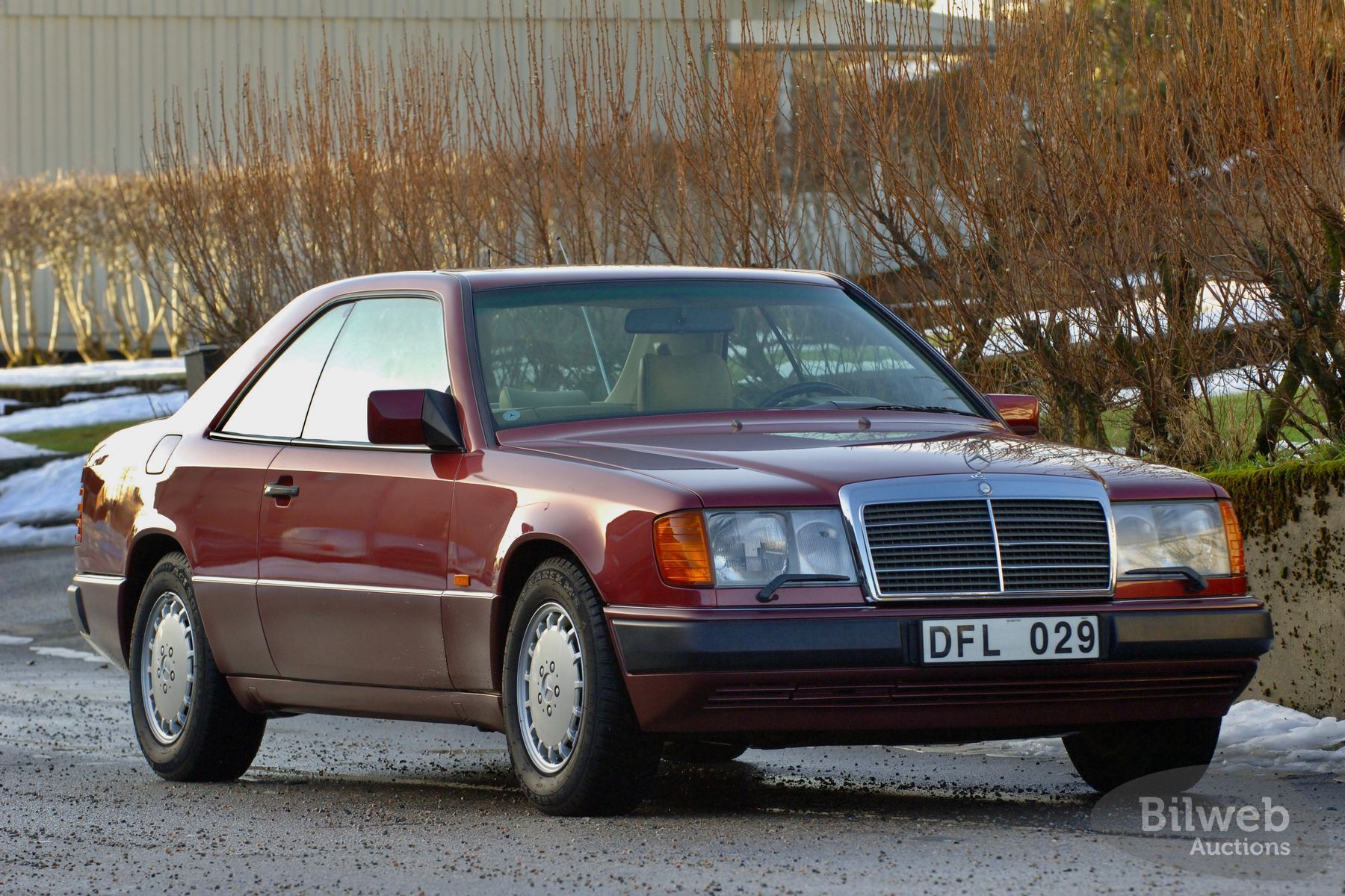 Mercedes-Benz 300 CE 24V C124 — 1990 on Bilweb Auctions