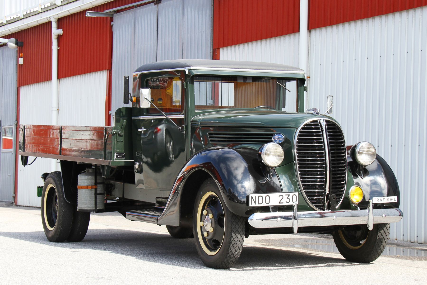 Ford 817T V8 — 1938 on Bilweb Auctions