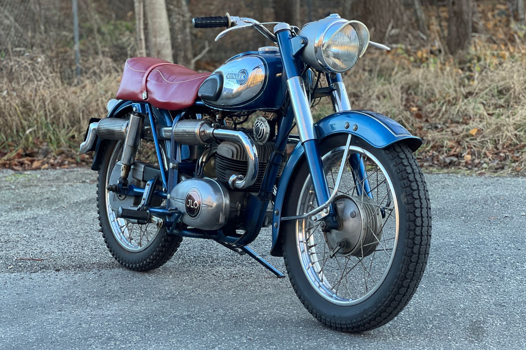 Monark Blue Arrow C 550 — 1954 på Bilweb Auctions