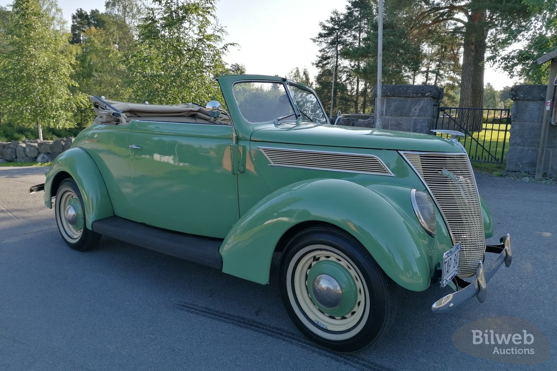 Ford Model 78 Club Cabriolet V8 — 1937 på Bilweb Auctions