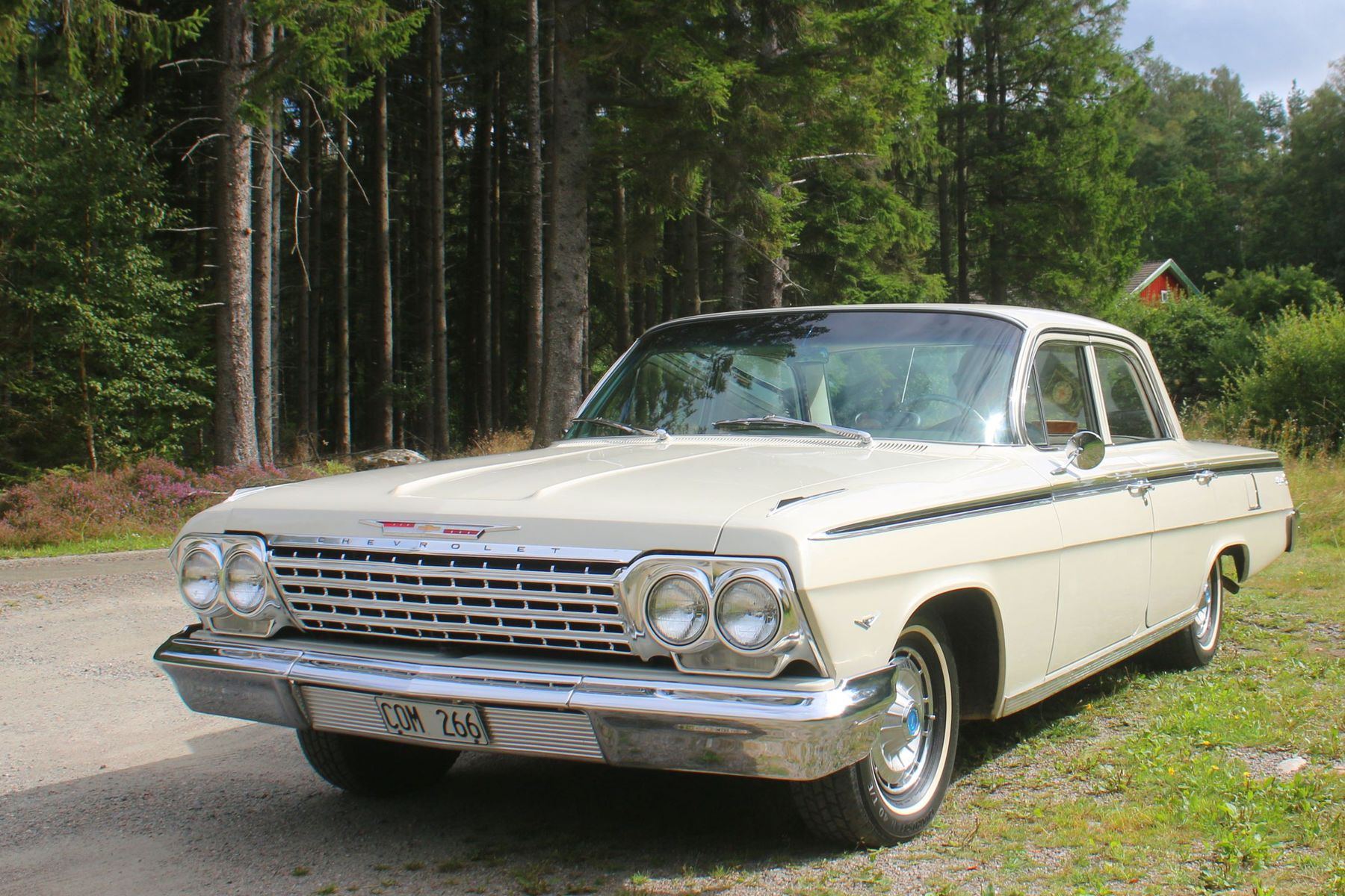 Chevrolet Impala 4d Sedan V8 283cui — 1962 på Bilweb Auctions