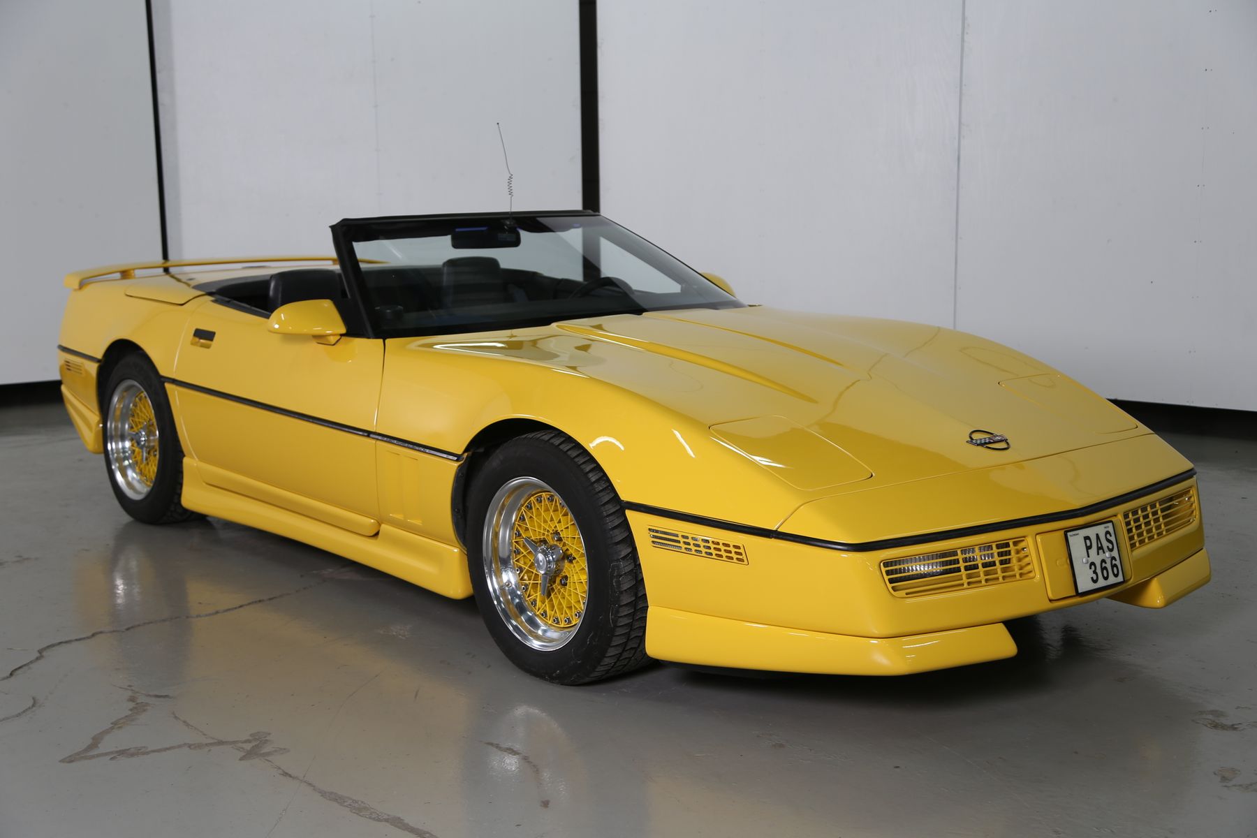 Corvette C4 V8, Cab 350 TPI — 1986 on Bilweb Auctions