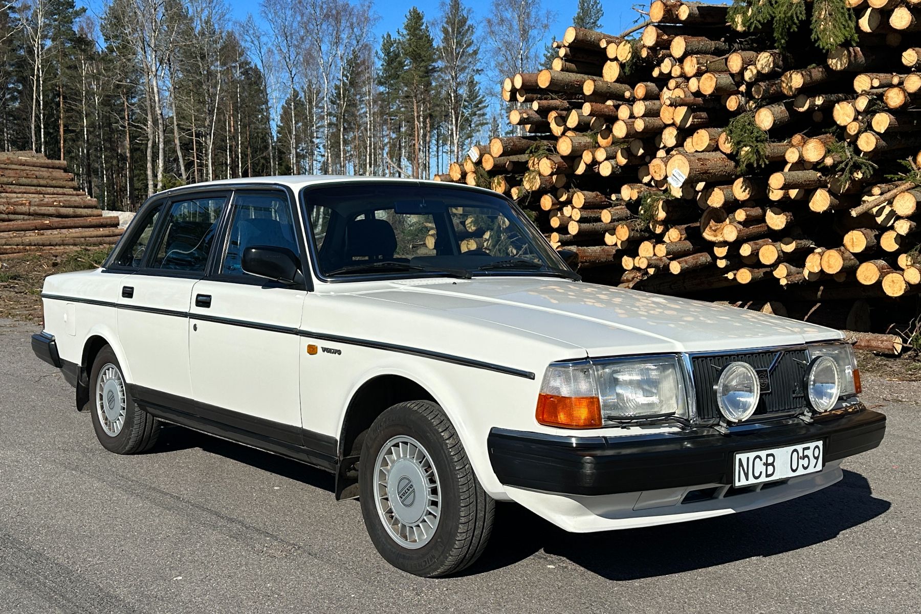 Volvo 244 GL — 1988 på Bilweb Auctions
