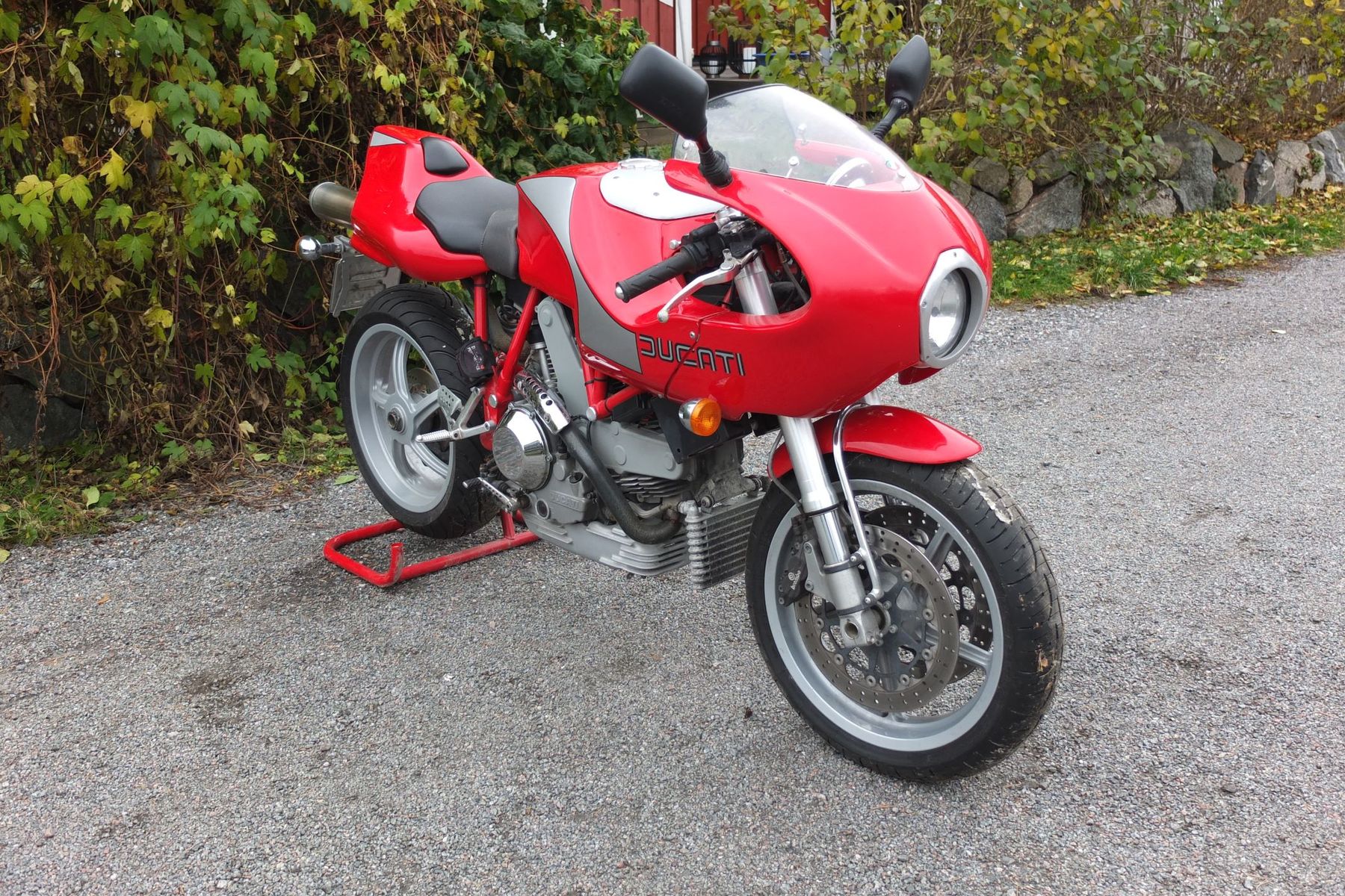 Ducati MH 900 evoluzione Twin/904 cm3 — 2002 on Bilweb Auctions