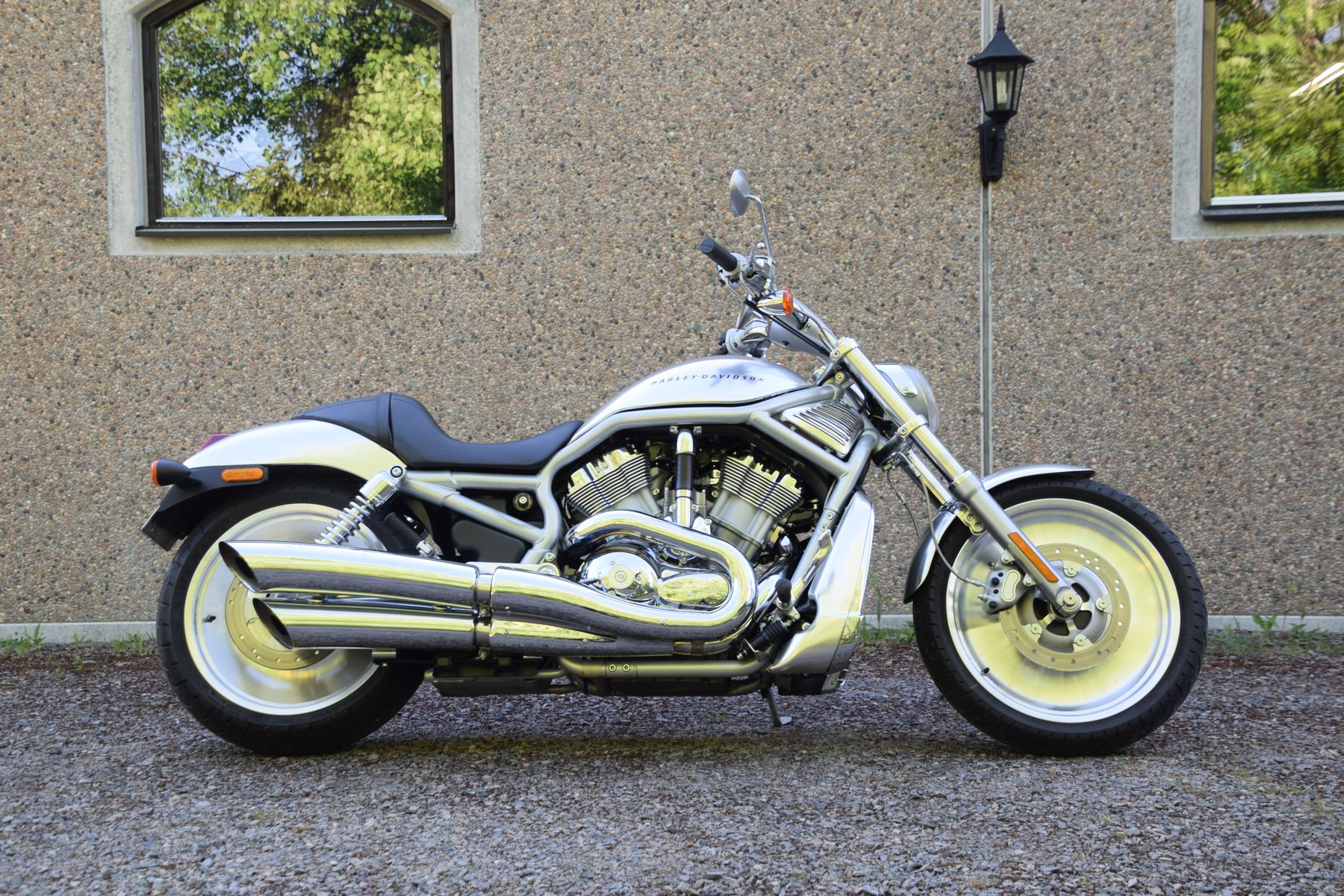 Harley-Davidson V-Rod 1130 cc — 2002 on Bilweb Auctions