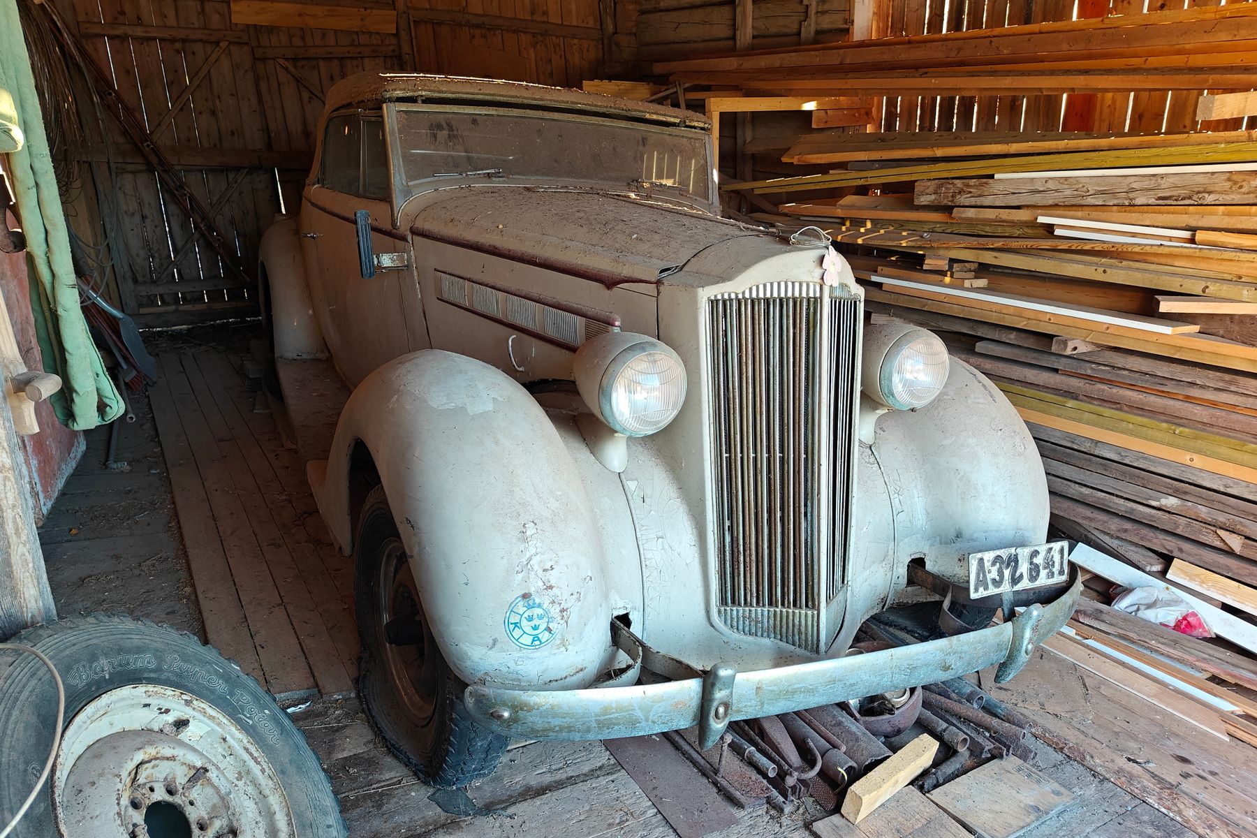 Packard Six Convertible Coupe 115-C — 1937 på Bilweb Auctions