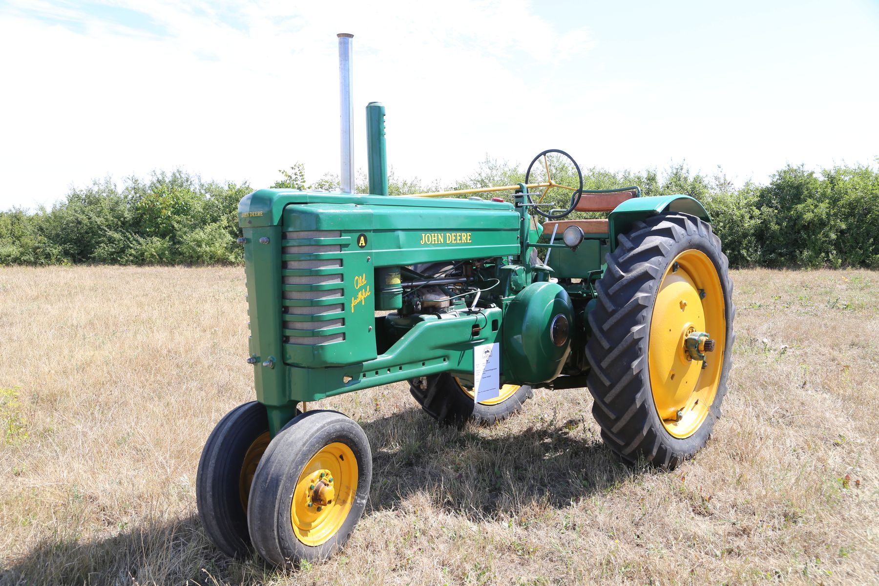 John Deere Model A "Old Faithful" 132 — 1949 on Bilweb Auctions