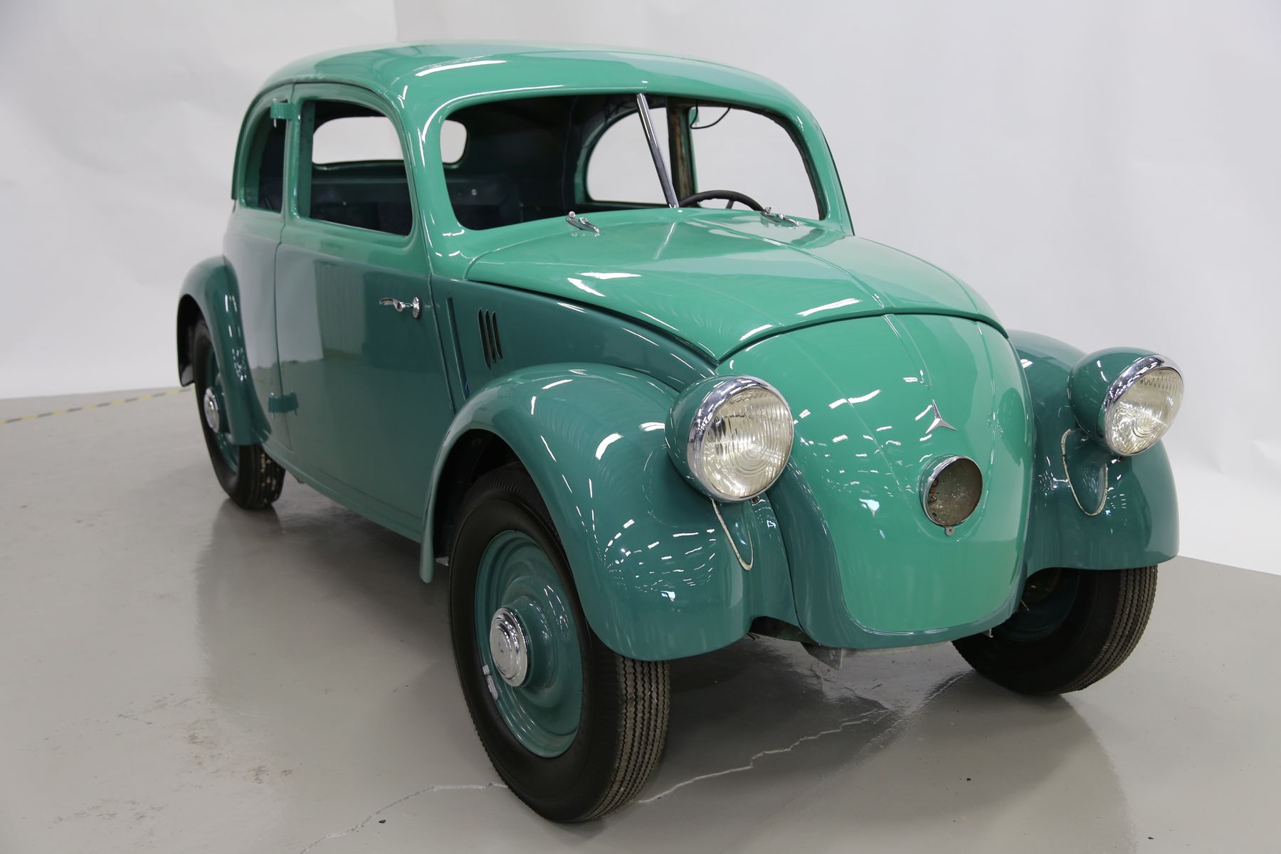 Mercedes-Benz 170H Saloon (W28) 4-cyl. svansmotor — 1936 on Bilweb Auctions