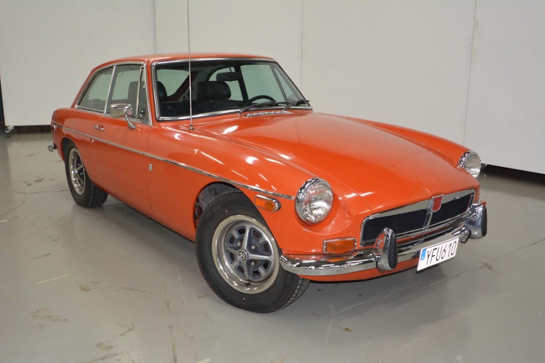 MG MGB GT Coupé 4 Cylinder — 1973 on Bilweb Auctions
