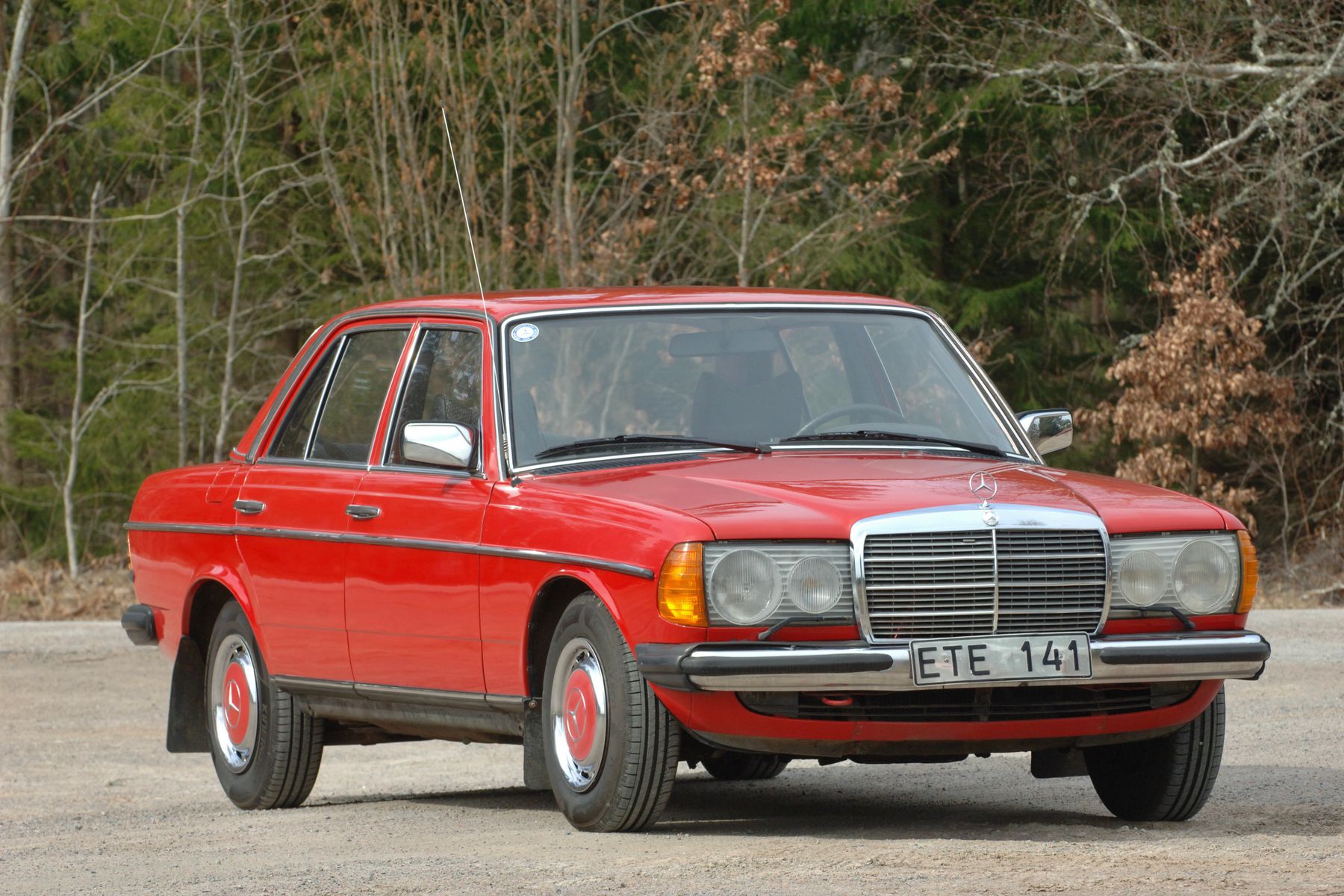 Mercedes-Benz 230 W123 — 1979 på Bilweb Auctions