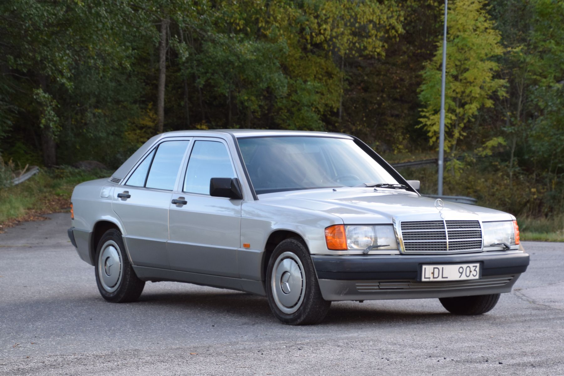 Mercedes-Benz 190 E 1,8 — 1991 on Bilweb Auctions
