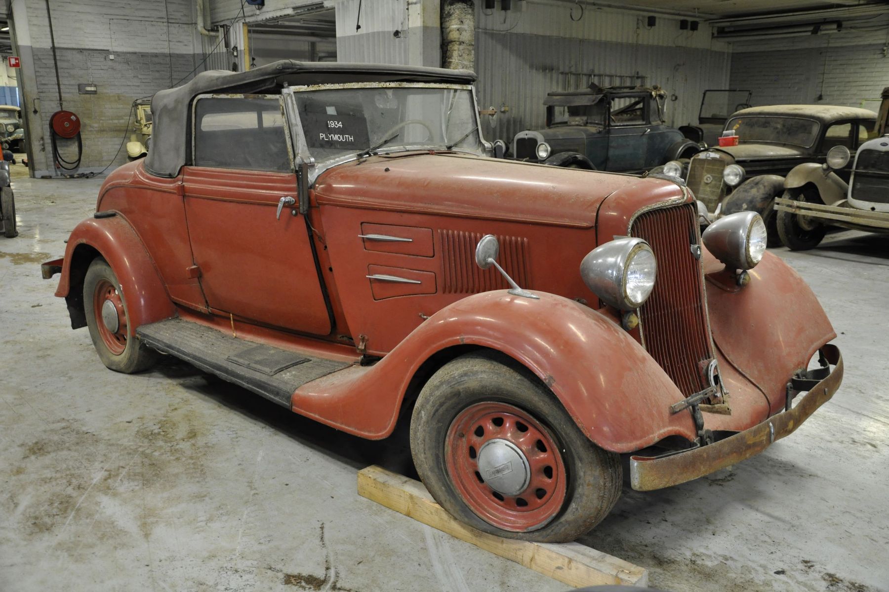 Plymouth PE Delux Six Convertible Roadster — 1934 på Bilweb Auctions