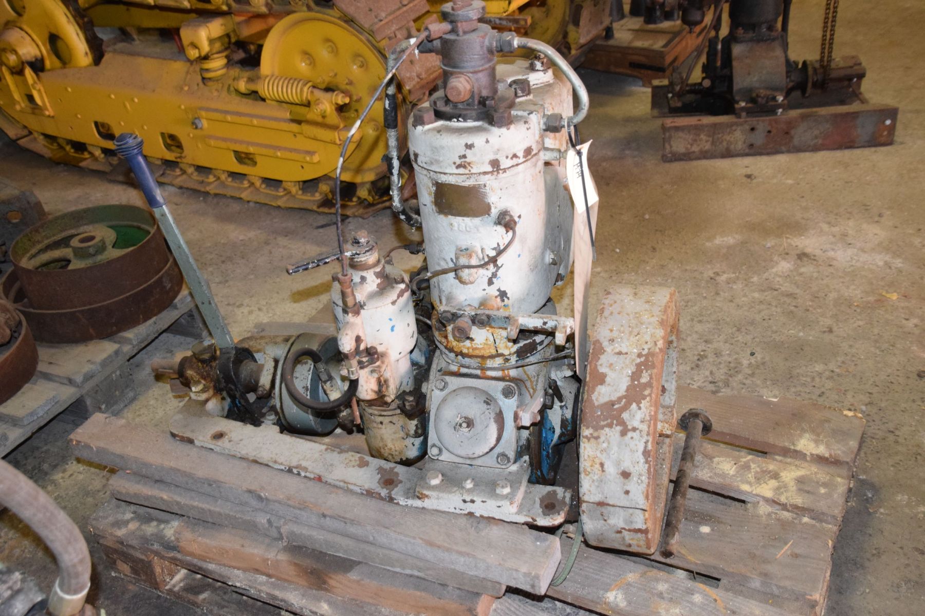 Seffle båtmotor tändkula 1 cyl 2-takt — 1948 on Bilweb Auctions