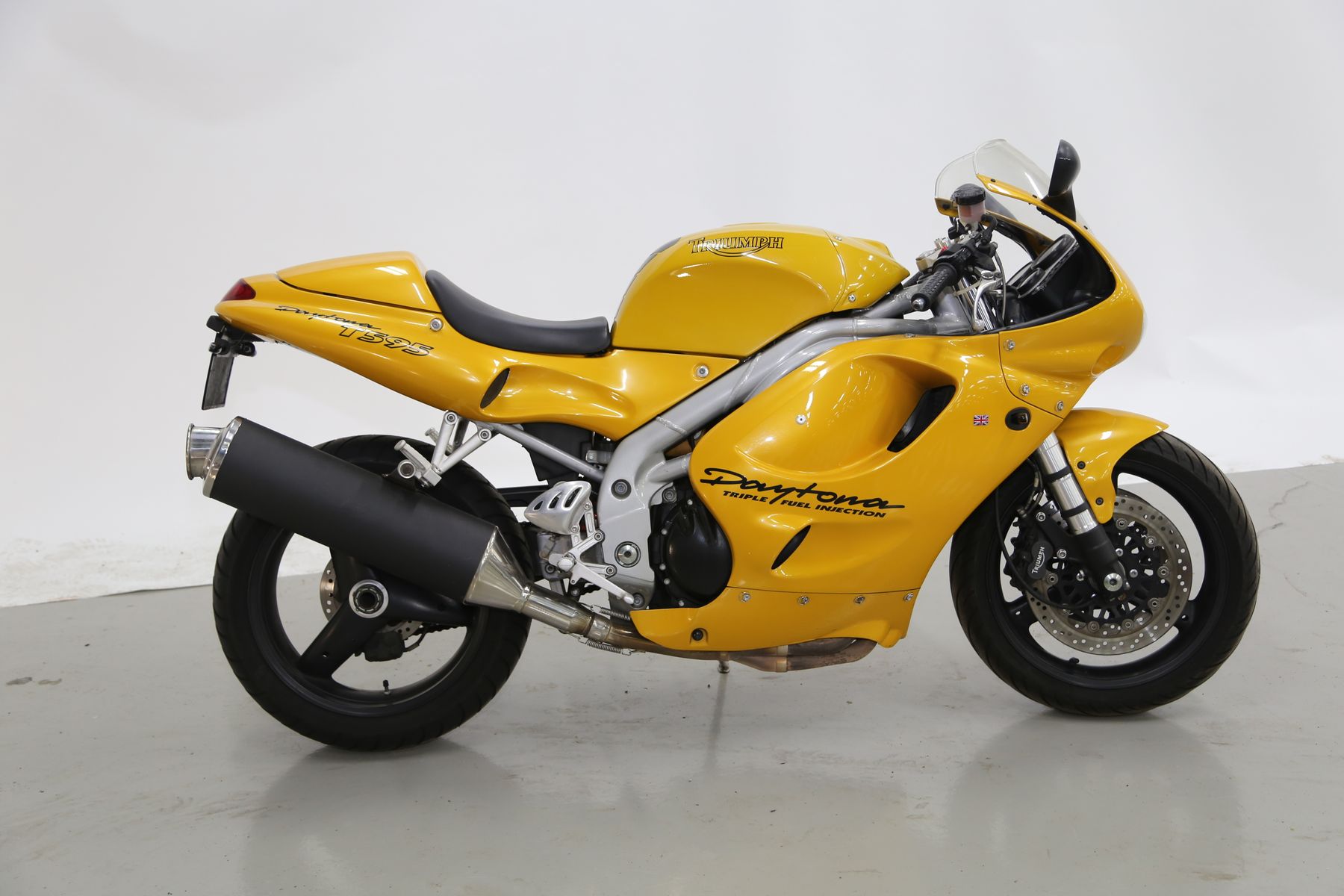 Triumph Daytona T595 SP 955 cc — 1998 på Bilweb Auctions