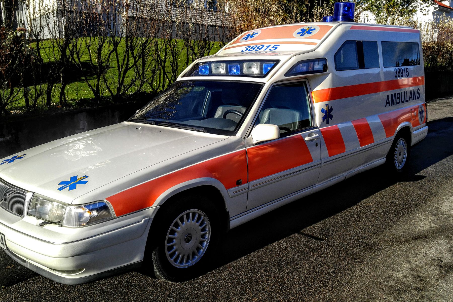 Volvo 965-965 Ambulans 204 HK — 1998 on Bilweb Auctions