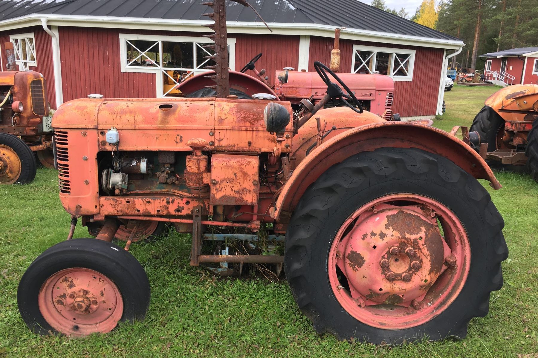 Volvo T24 med slåtteraggregat — 1953 on Bilweb Auctions